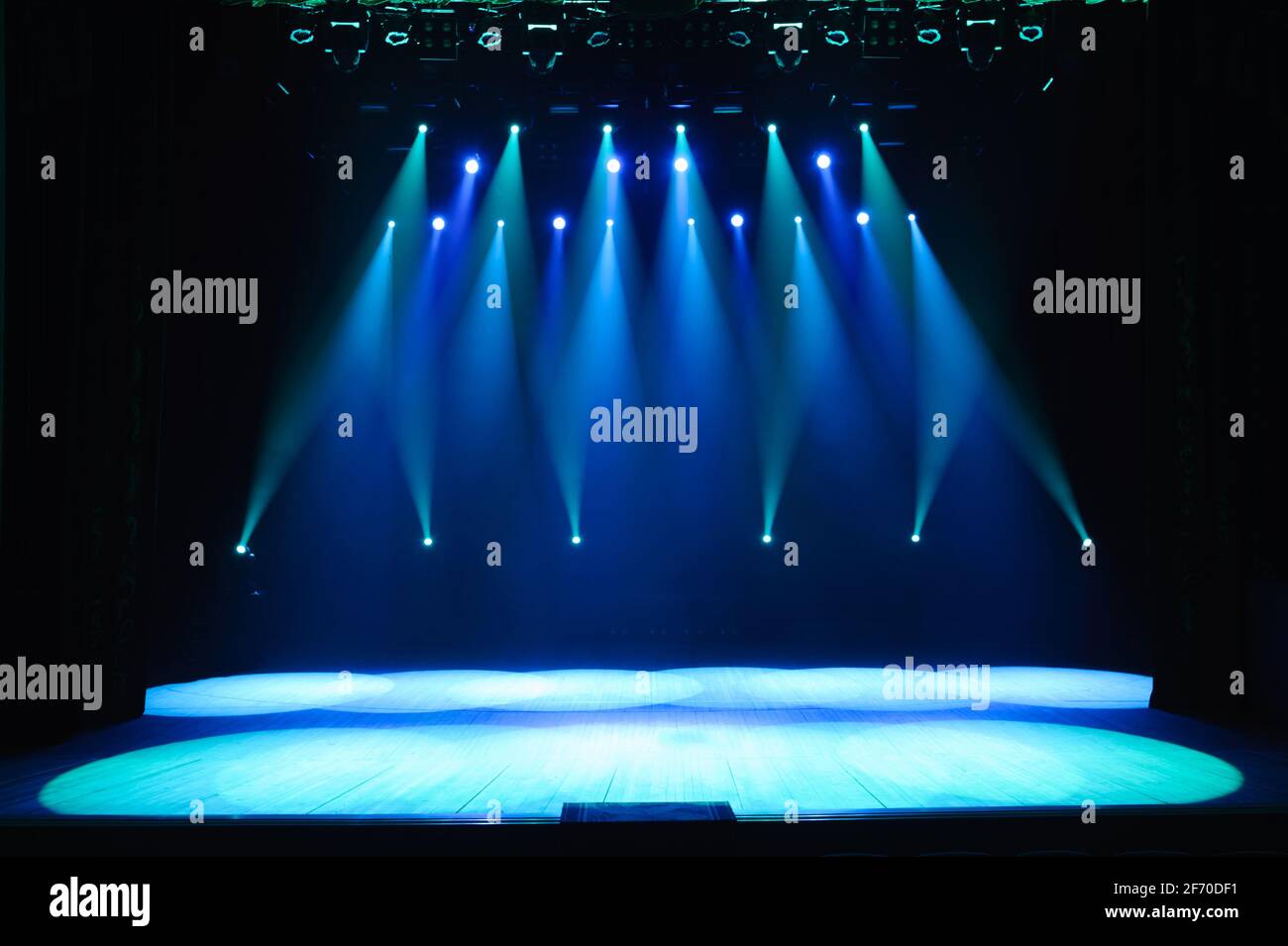 Free stage with lights, lighting devices on the consert Stock Photo - Alamy