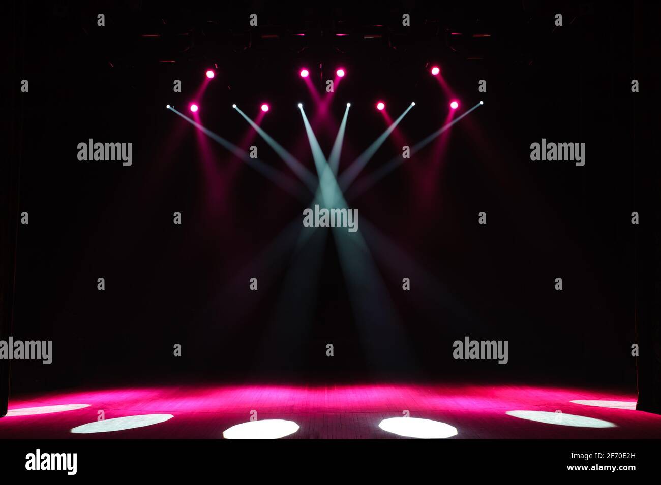 Free stage with lights, lighting devices on the consert Stock Photo - Alamy
