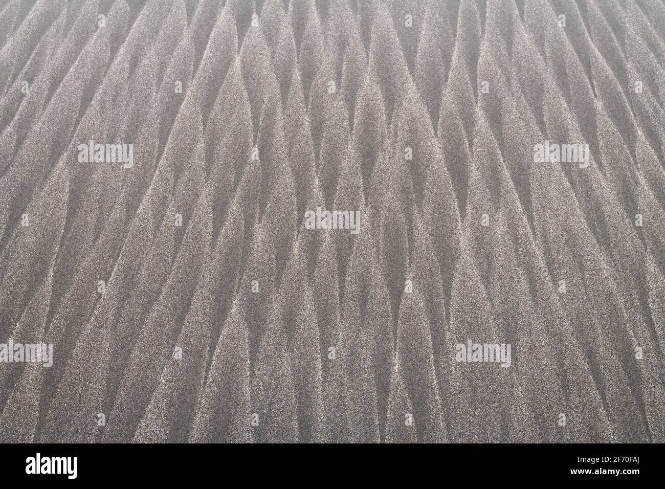 Repeating form hi-res stock photography and images - Alamy
