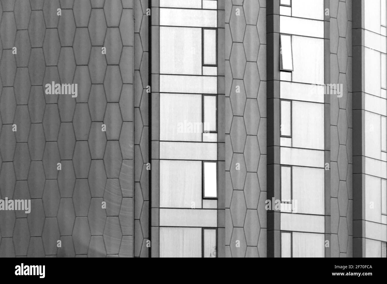 Modern architecture windows hi-res stock photography and images - Alamy