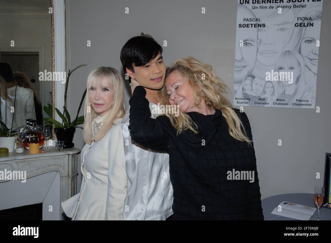 Actress fiona gelin hi-res stock photography and images - Alamy