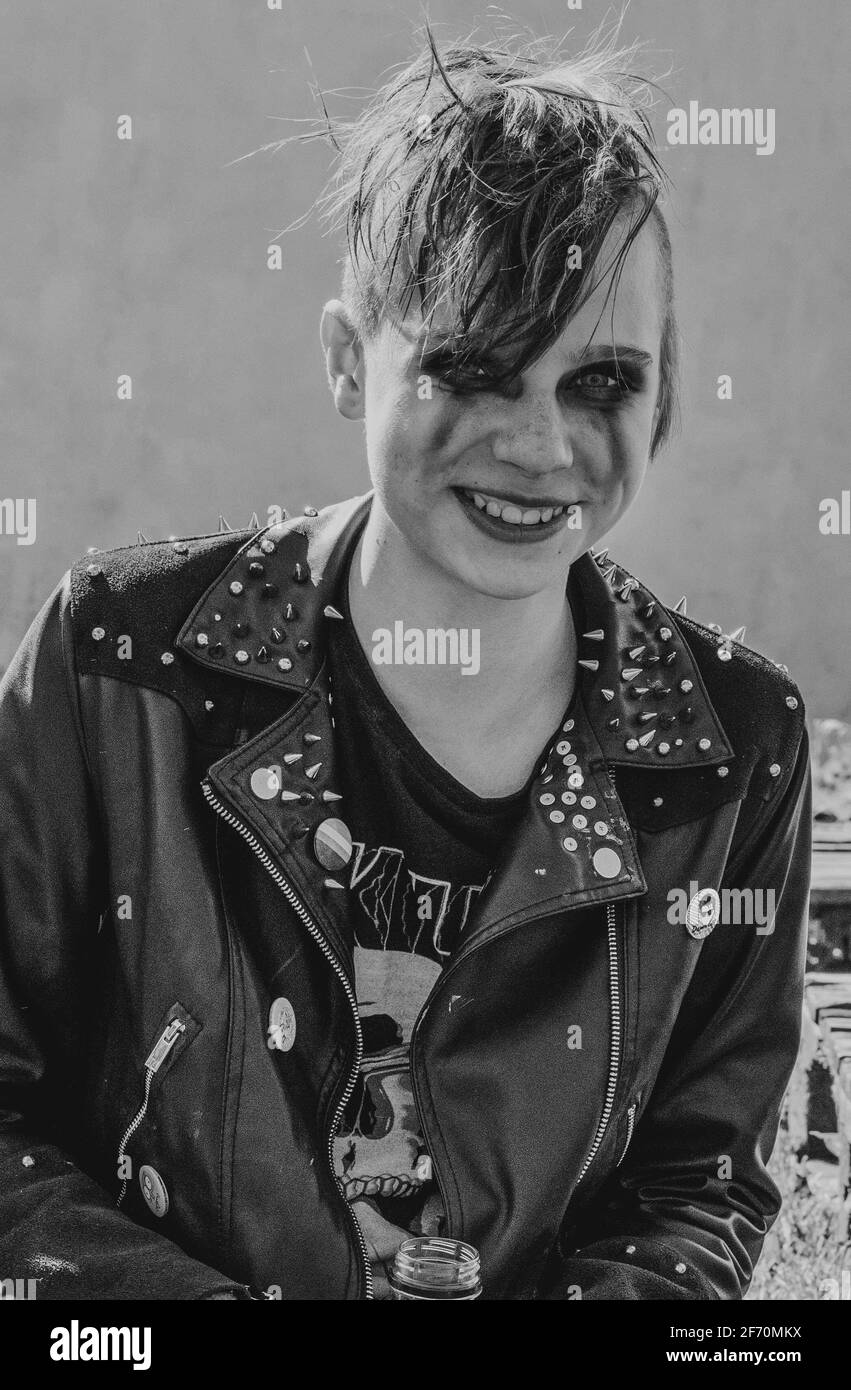 Having fun in sun Black and White Stock Photos & Images - Alamy