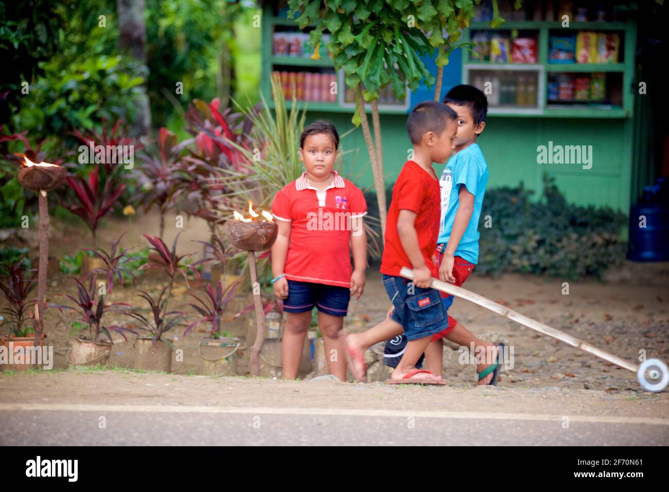 Kids playing in the street, near Barili, Central Visayas, Cebu ...