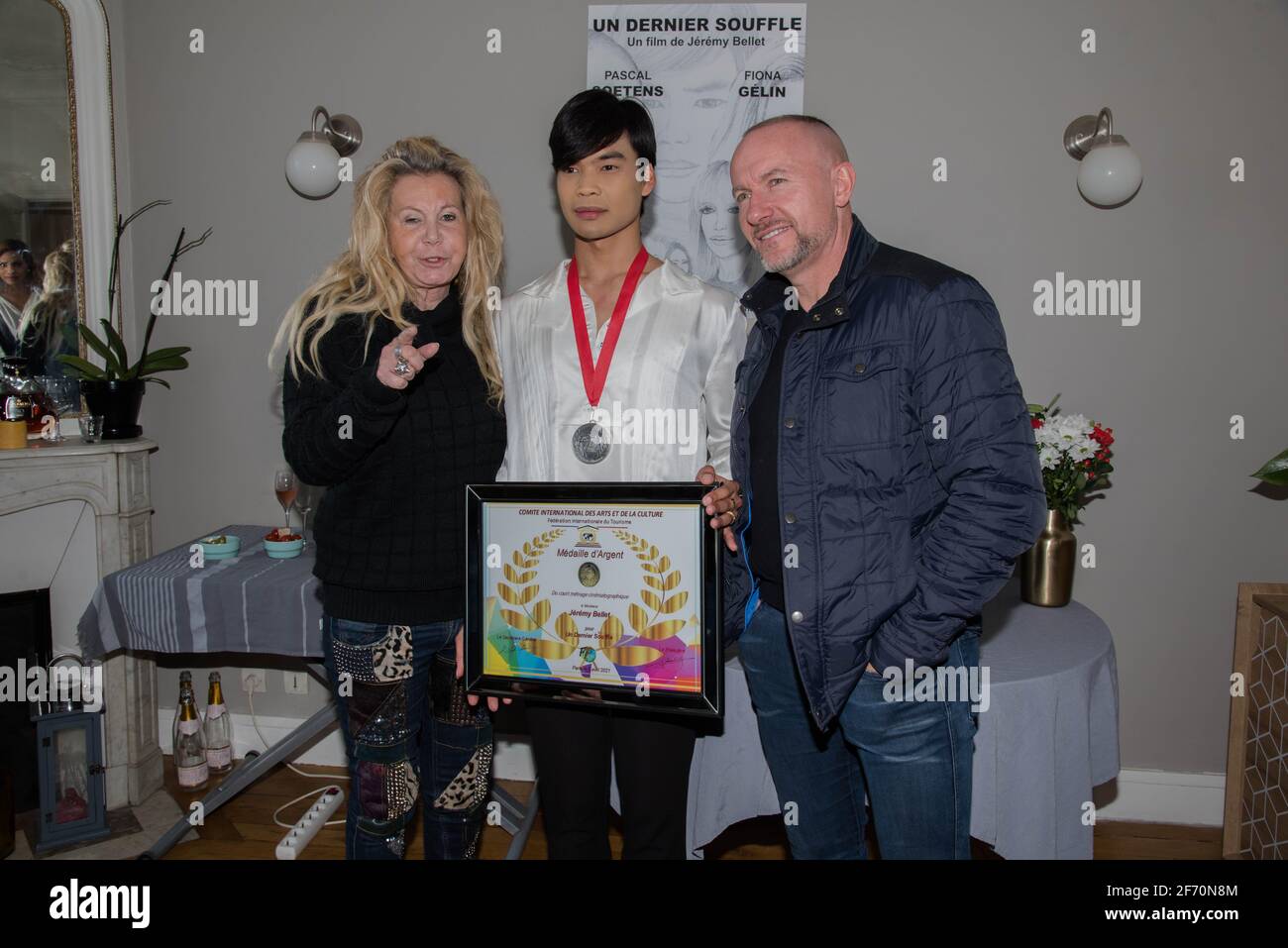 Paris : « Un dernier souffle », le film avec Fiona Gélin et Pascal ...