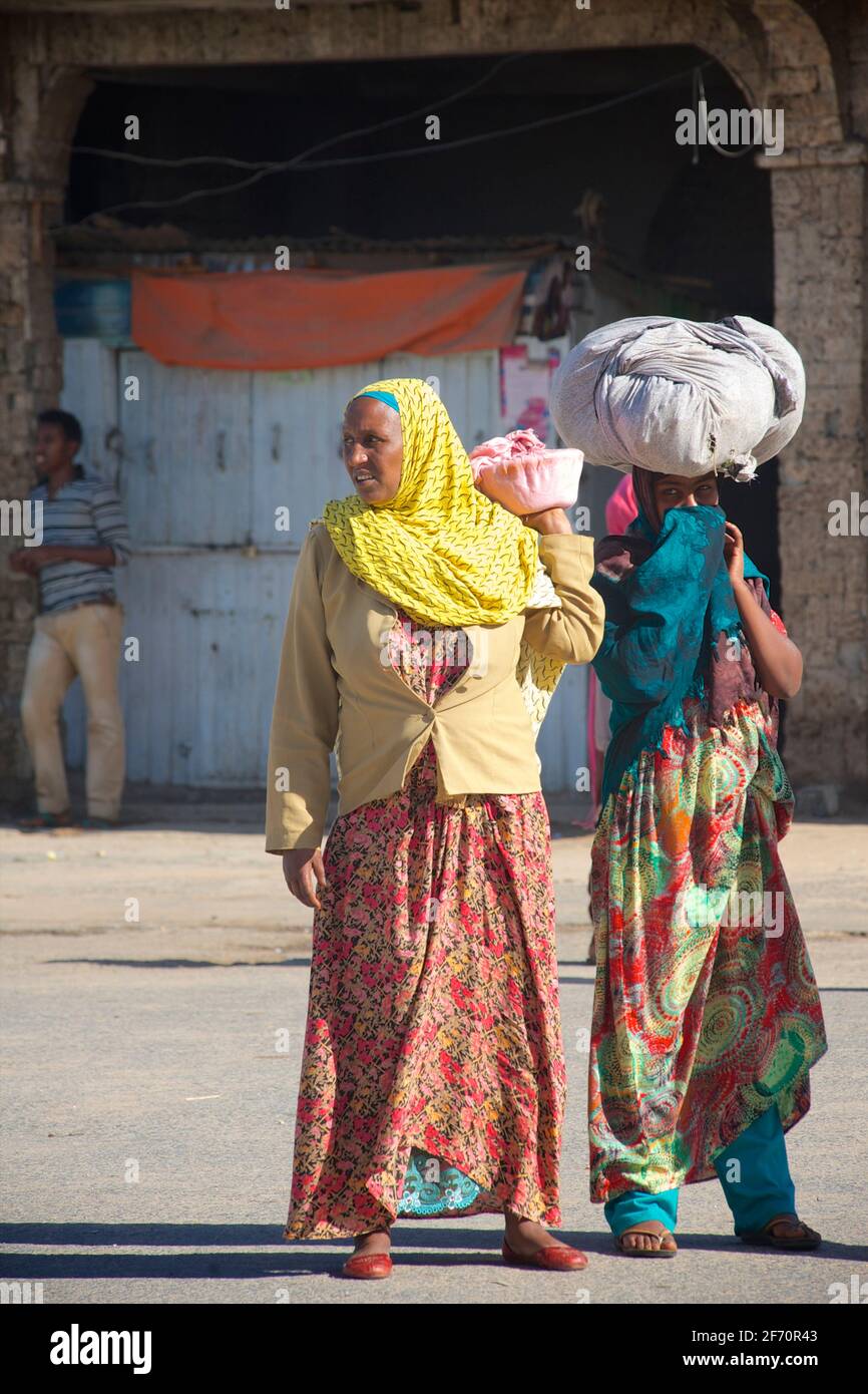 Harari Women High Resolution Stock Photography and Images - Alamy