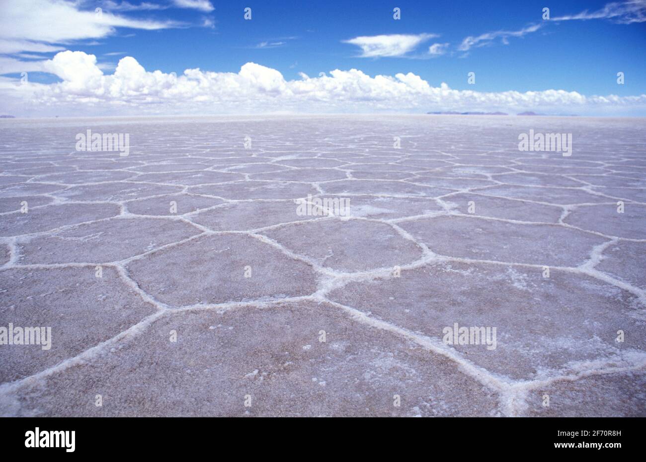 Uyuni salt flats illusion hi-res stock photography and images - Alamy