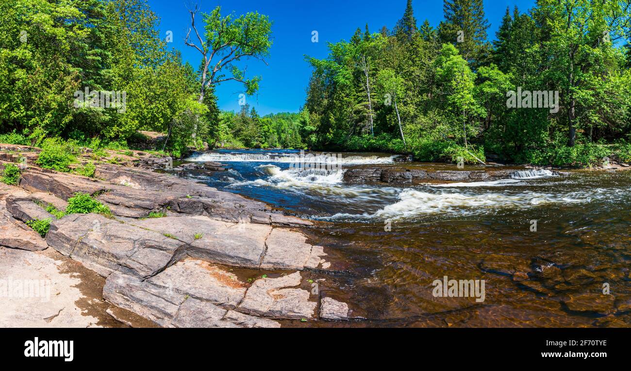 Kinmount hi-res stock photography and images - Alamy