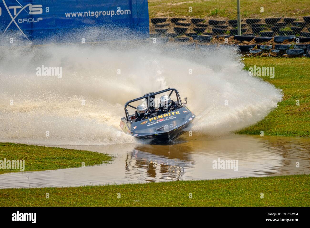 Round 7 qualifying of the "Penrite Australian Superboat Championship ...