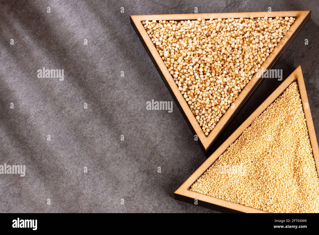 Popped and raw amaranth seeds - Amaranthus. Text space Stock Photo - Alamy