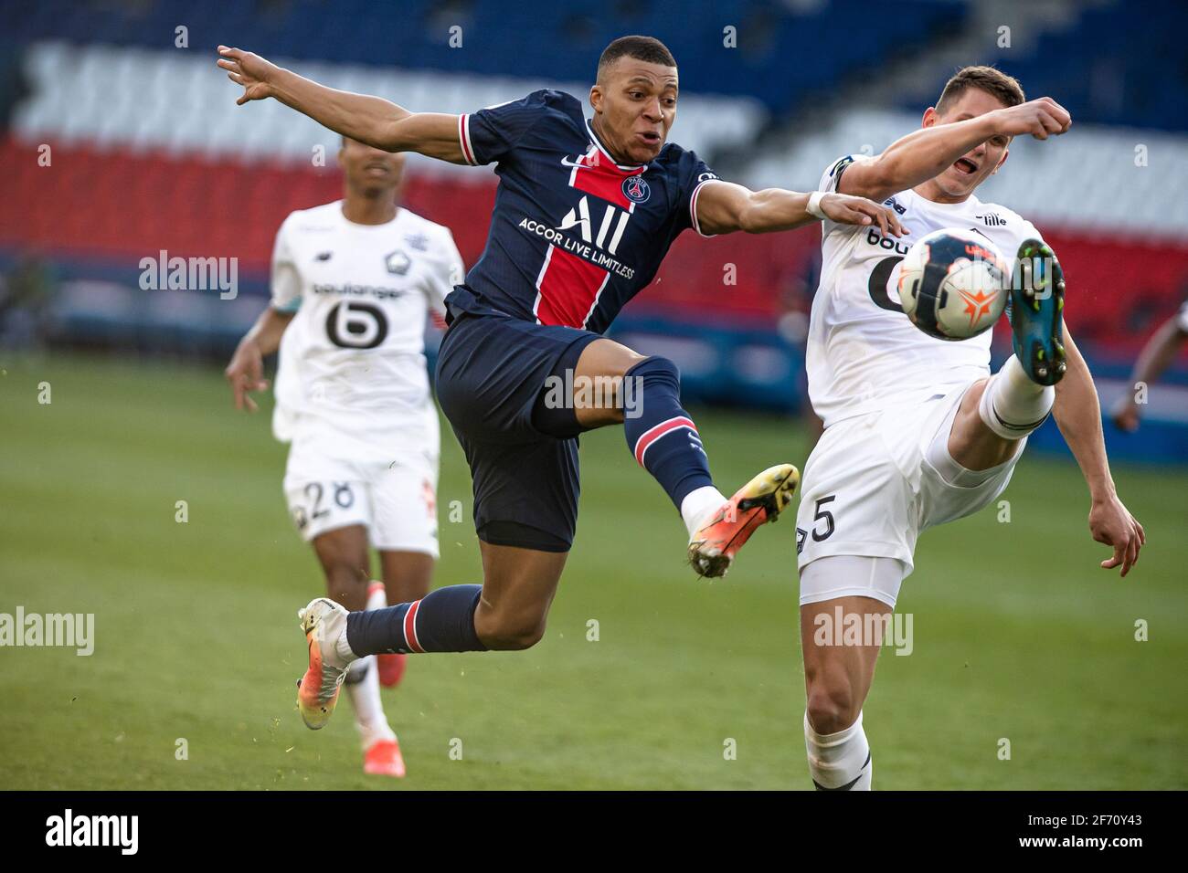Paris, France. 3rd Apr, 2021. Paris Saint Germain's Kylian Mbappe (C ...