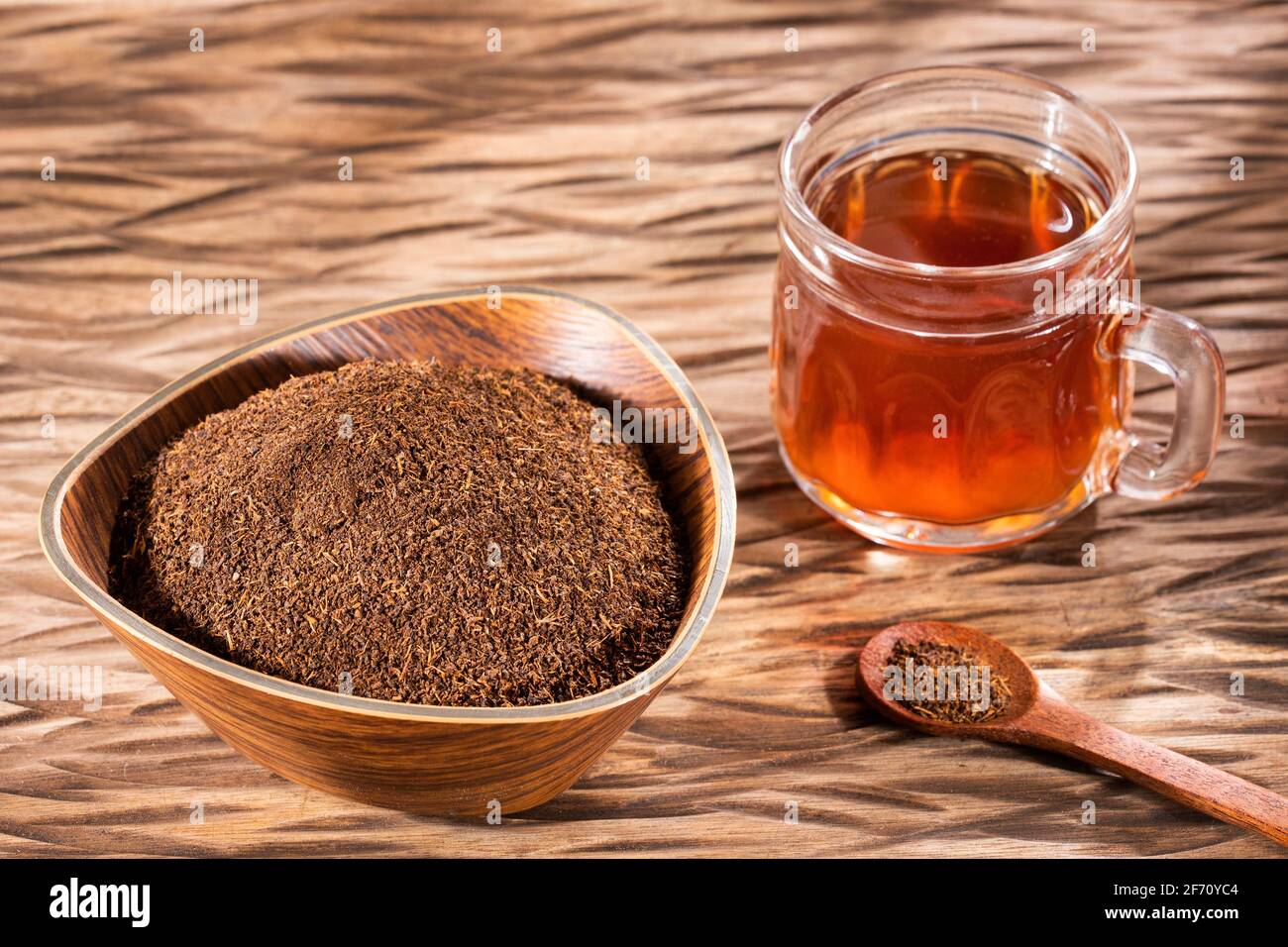 Black tea leaves oxidation hi-res stock photography and images - Alamy