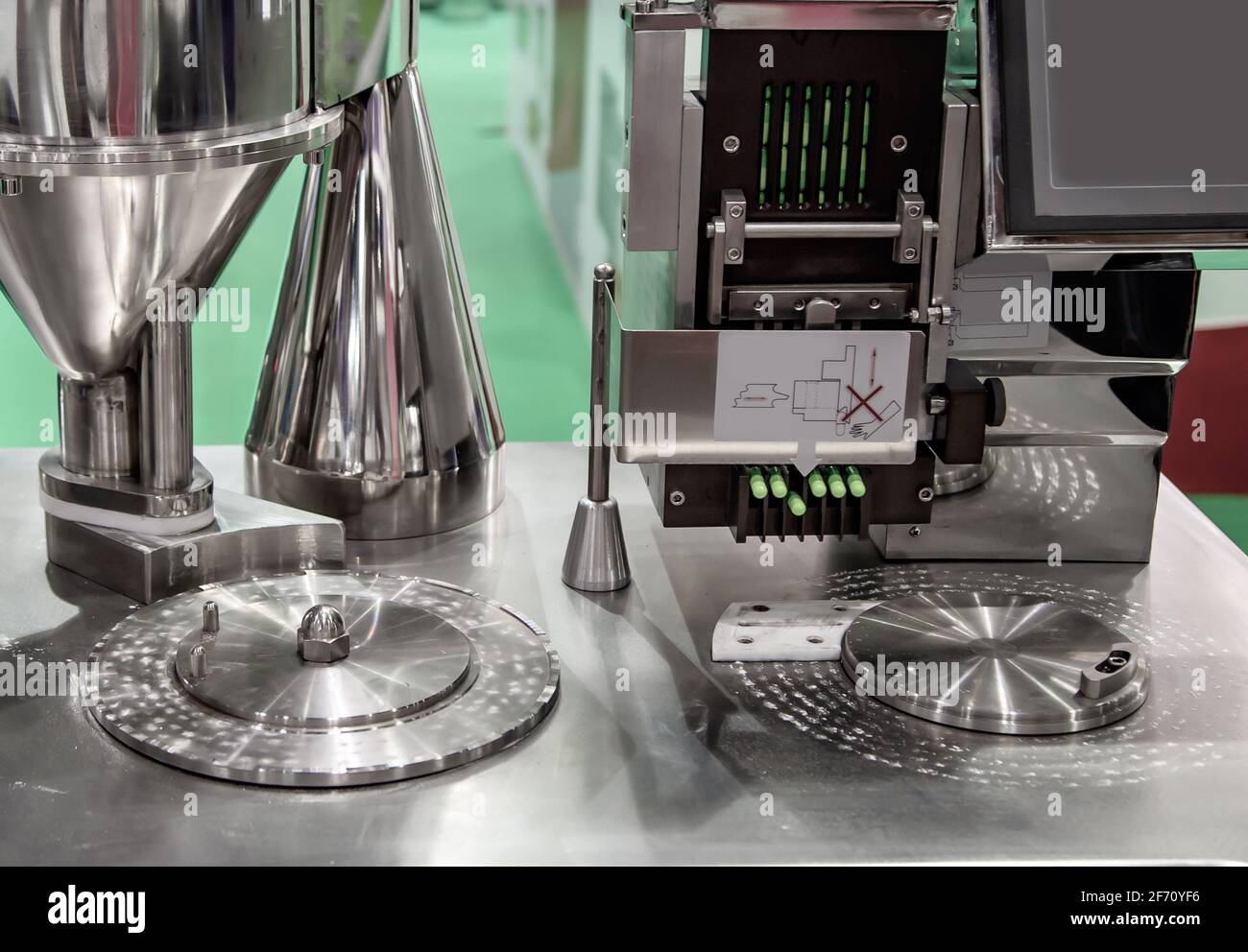 Capsule medicine pills filling and counting machine. Pharmaceutical ...