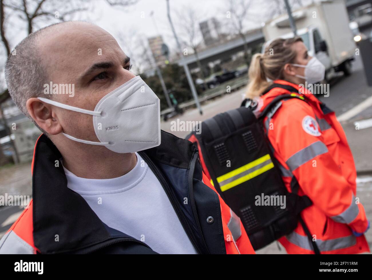 Mainz, Germany. 09th Feb, 2021. Emergency paramedic Thomas Kramer and ...