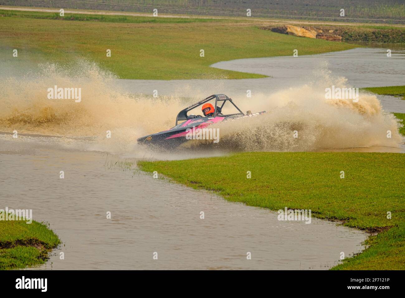 Round 7 qualifying of the "Penrite Australian Superboat Championship ...