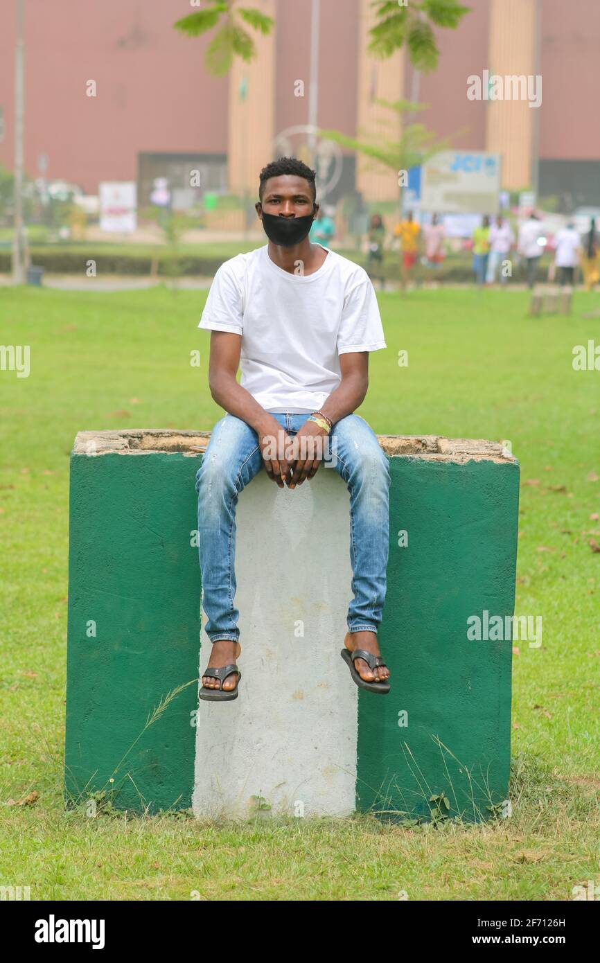 Uniben maingate hi-res stock photography and images - Alamy
