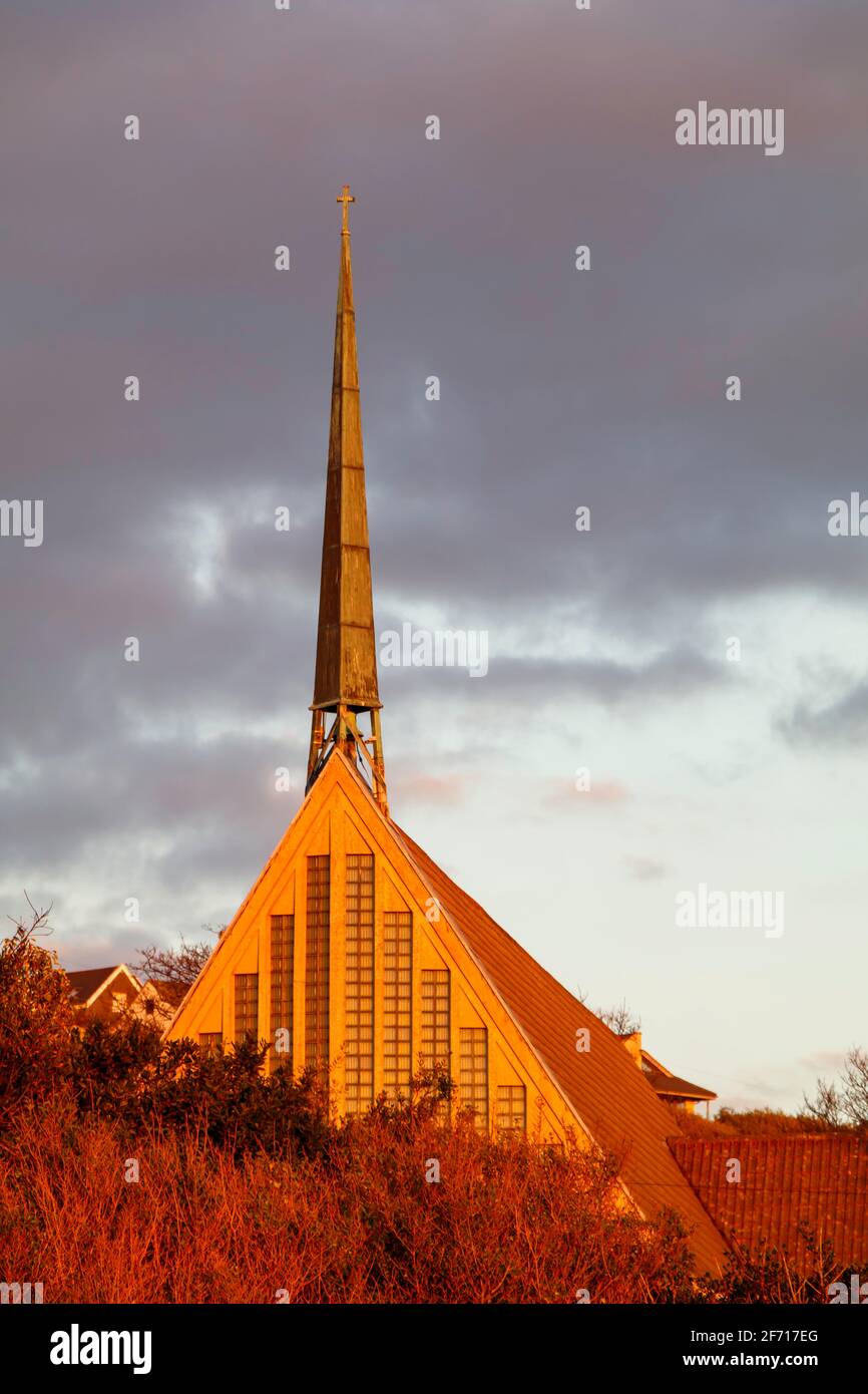 The spire of St Peter Cof E church alexandra road Stock Photo - Alamy