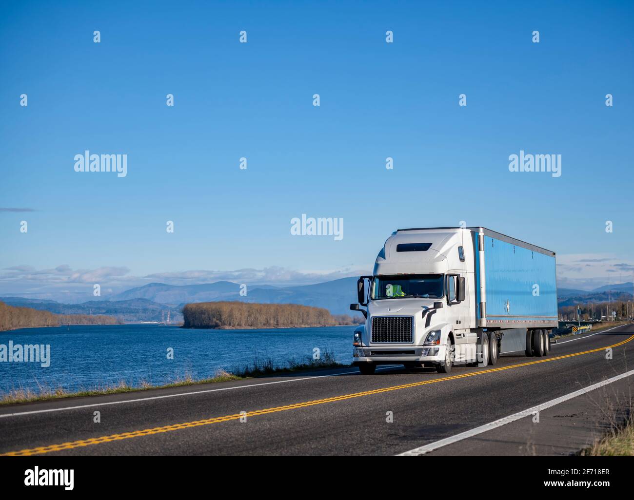 Commercial big rig classic white industrial grade long haul ...