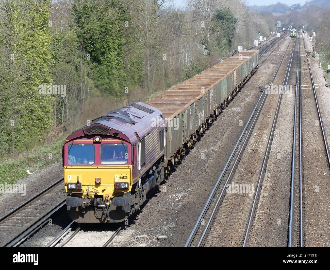 66125 nearing Horley Station (1 of 2 Stock Photo - Alamy