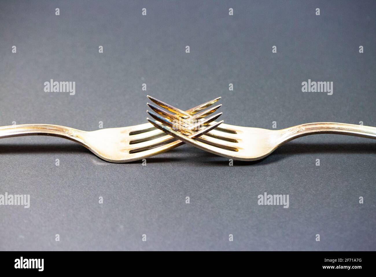 Think do not gather on the footpath hi-res stock photography and images ...