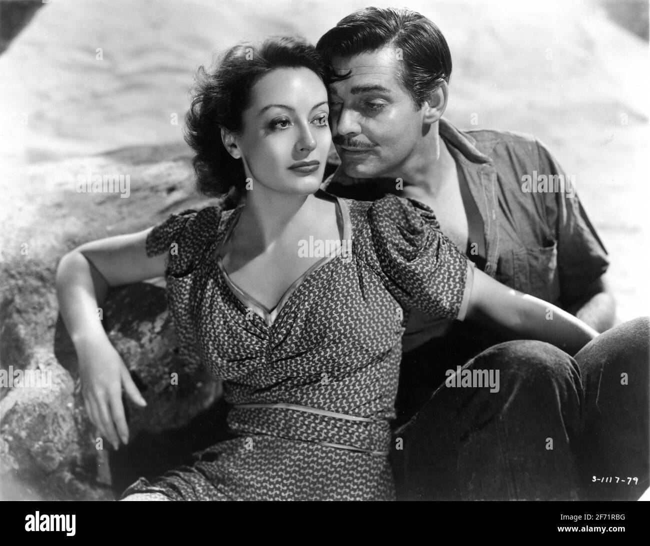 JOAN CRAWFORD and CLARK GABLE publicity portrait by LASZLO WILLINGER ...