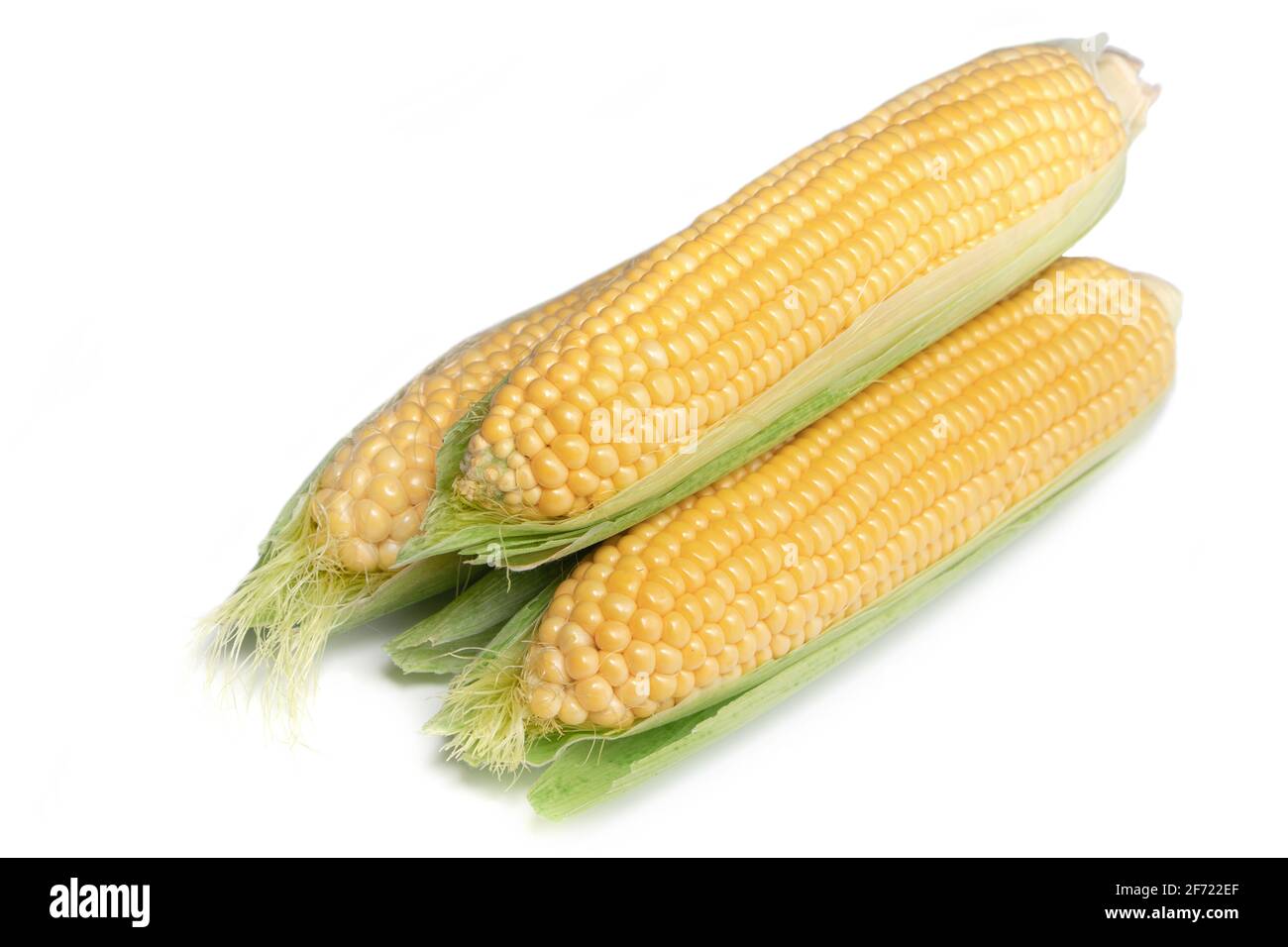 Fresh corn ears with leaves set isolated on white background Stock ...