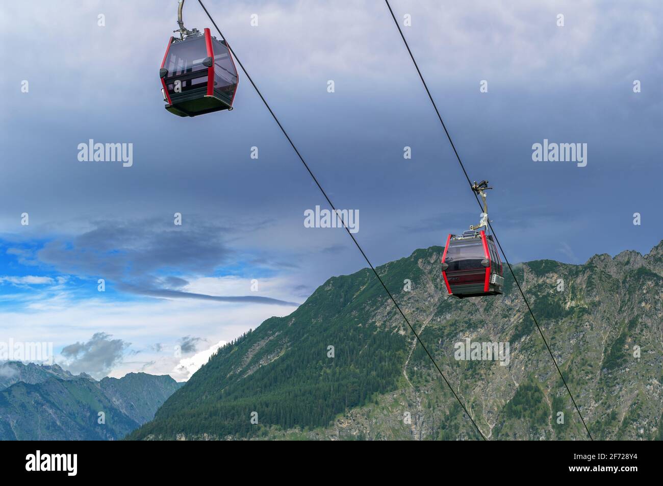 Cable car Fellhorn in the Alps Bavaria Germany Stock Photo - Alamy