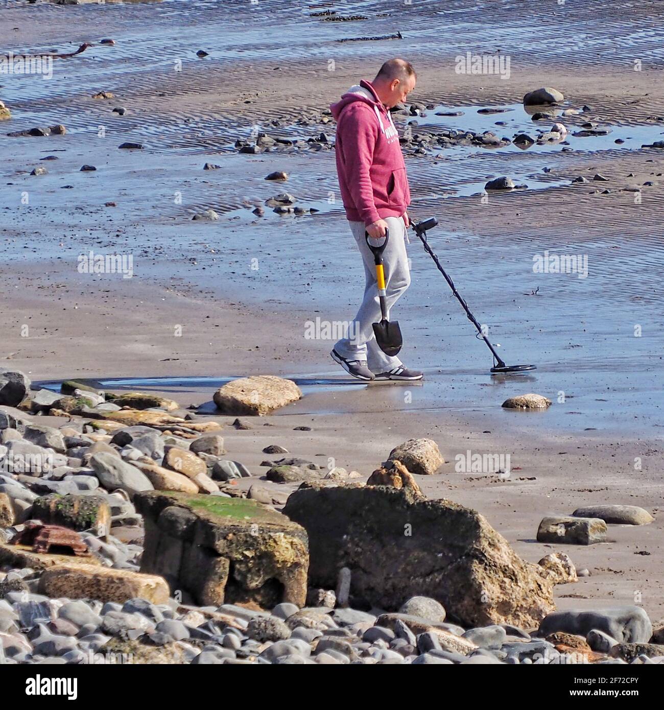 Buried treasure hi-res stock photography and images - Alamy