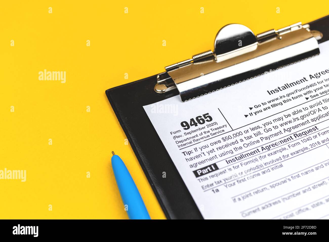 Form 9465 Installment Agreement Request background Stock Photo - Alamy