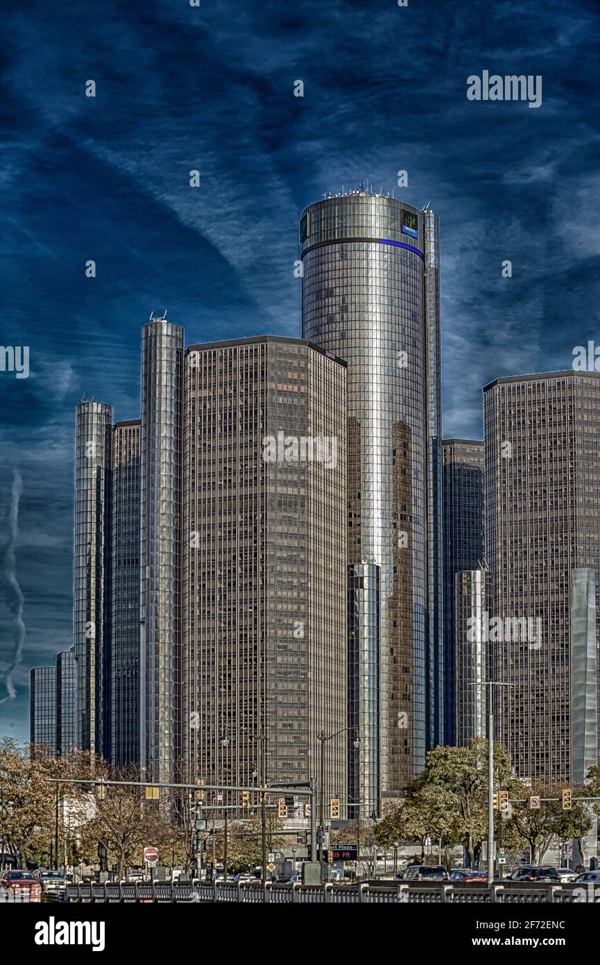 Detroit skyline gm renaissance center hi-res stock photography and ...