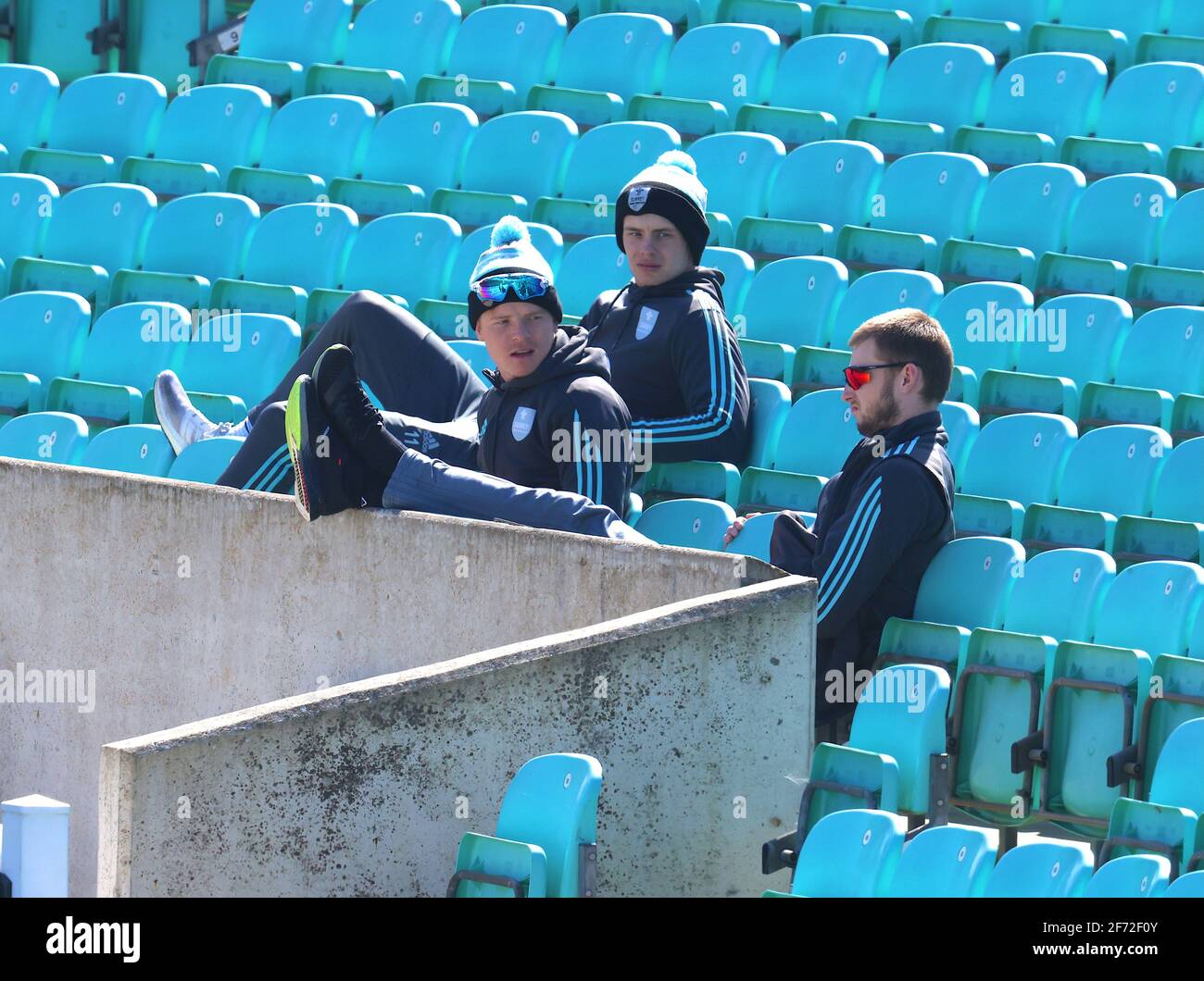 Jamie Smith Surrey Cricket High Resolution Stock Photography and Images ...