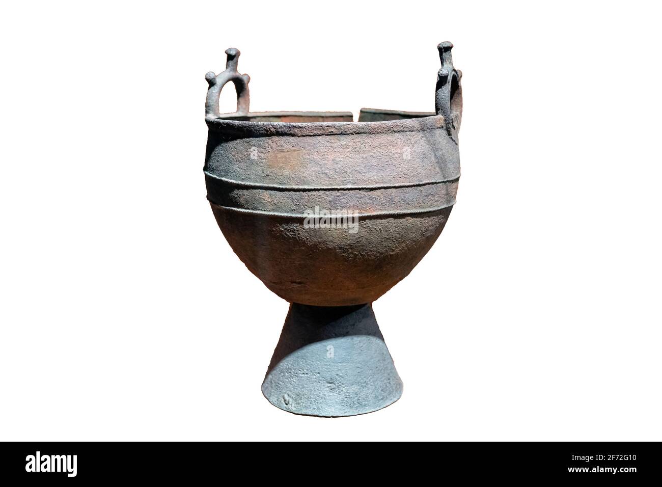 Bronze Cauldron High Resolution Stock Photography and Images - Alamy