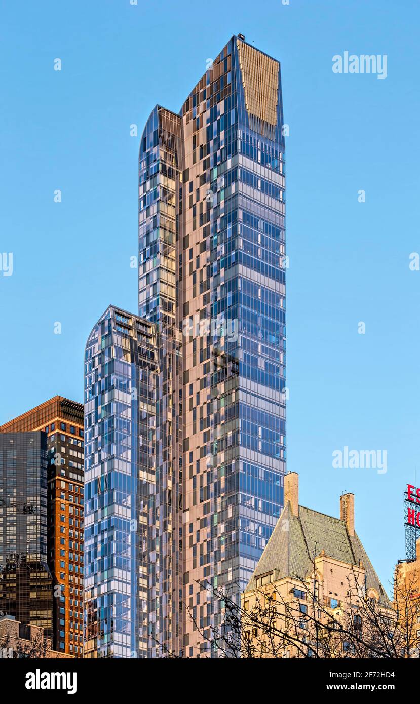 157 West 57th High Resolution Stock Photography and Images - Alamy