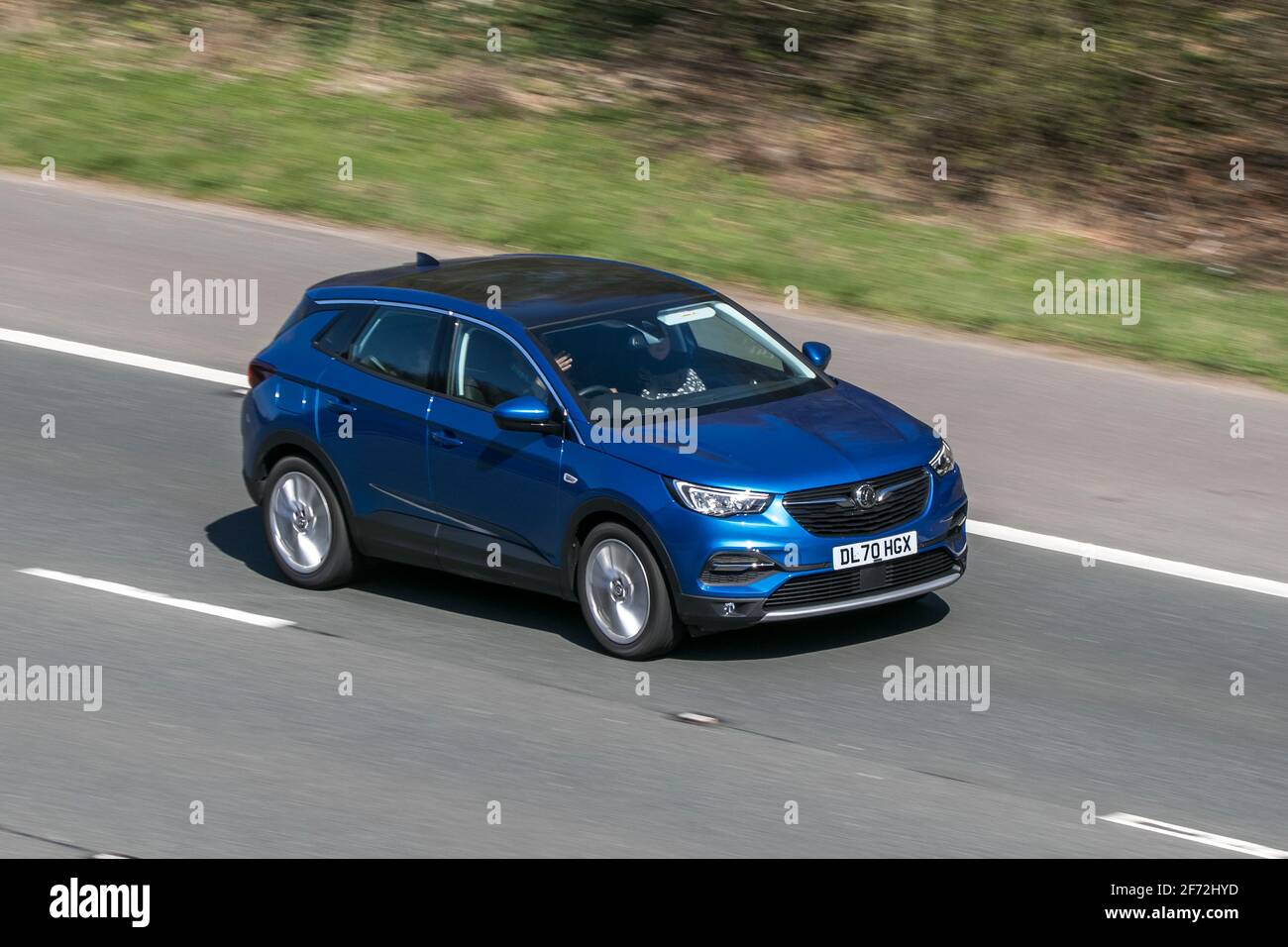 Vauxhall grandland x elite nav cars hi-res stock photography and images ...