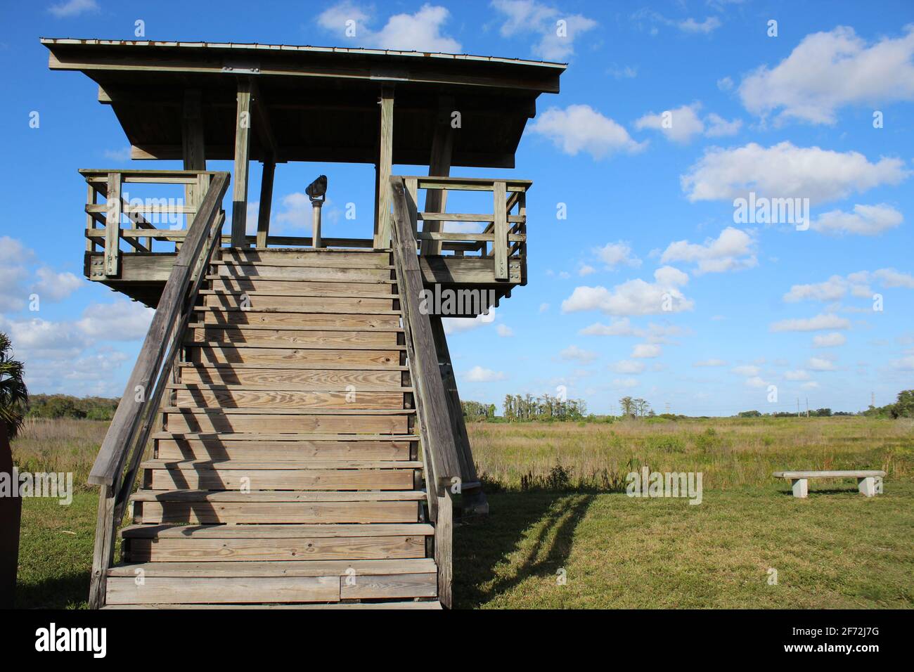 Binoculars in a swamp tower in Florida Stock Photo - Alamy