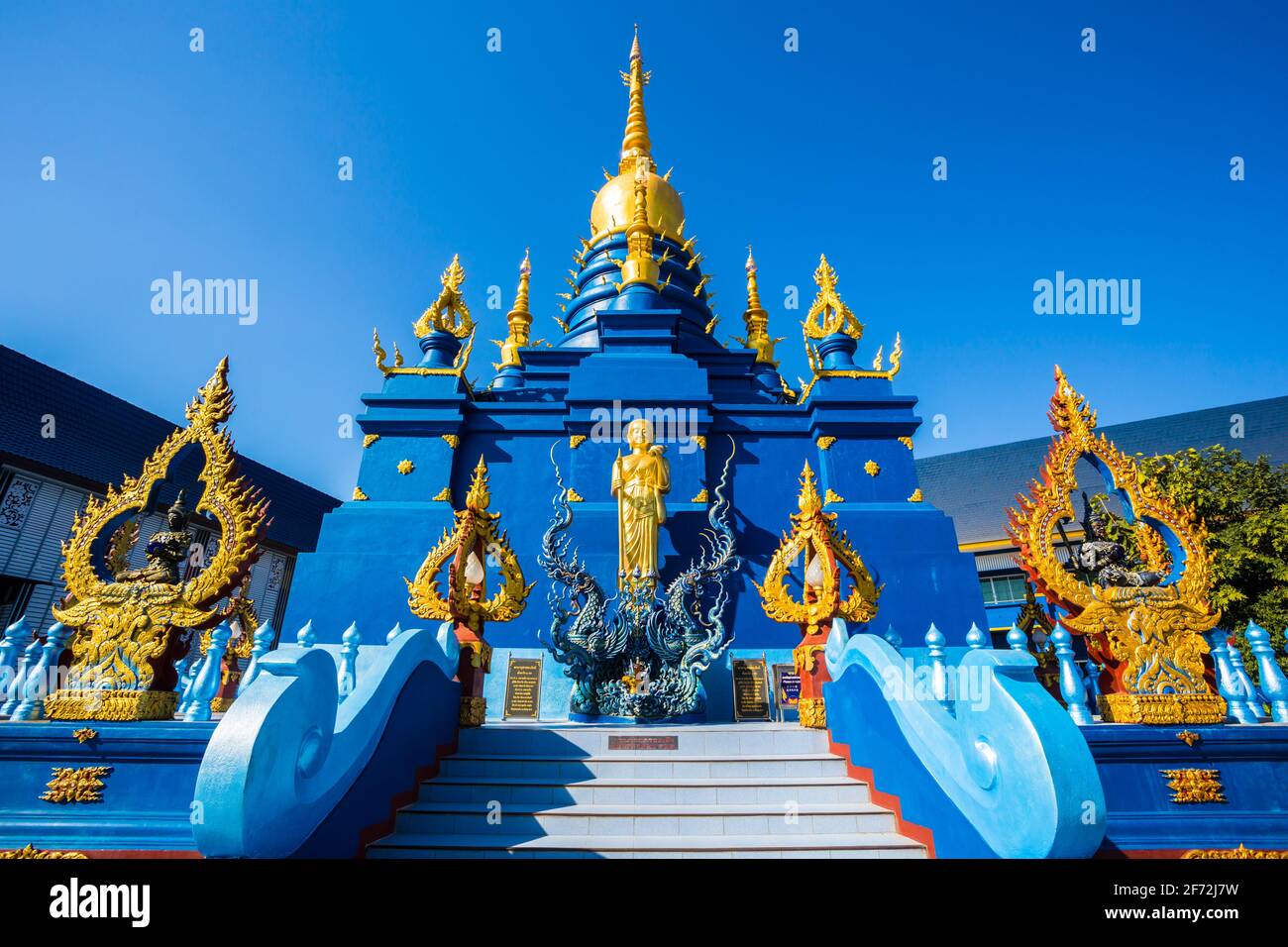 Beautiful of blue temple Wat Rong Sua Ten the amazing temple at ...