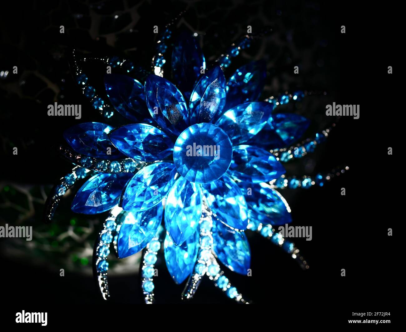 Abstract Macro Photography droplets, glass and metal Stock Photo - Alamy