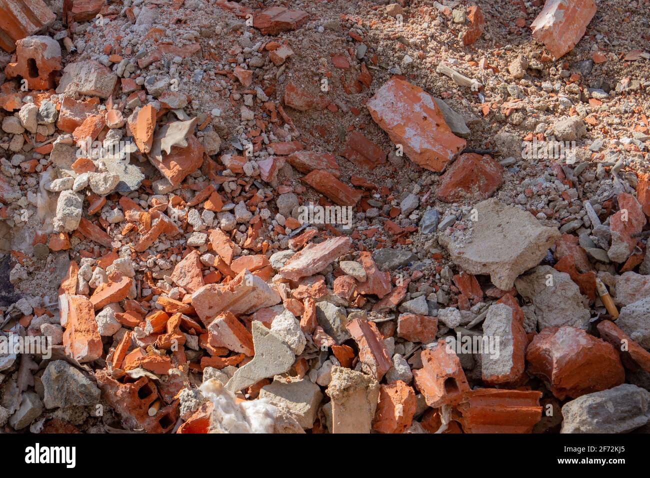 Old broken red bricks and rubble Stock Photo - Alamy
