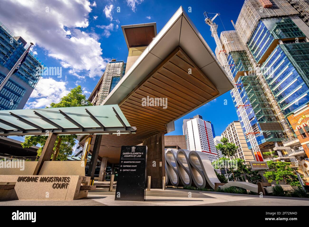 Brisbane district court building hi-res stock photography and images ...