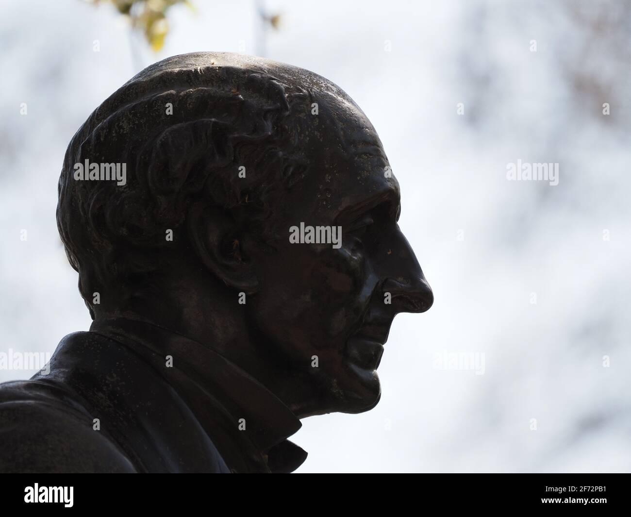 John stuart mill statue hi-res stock photography and images - Alamy