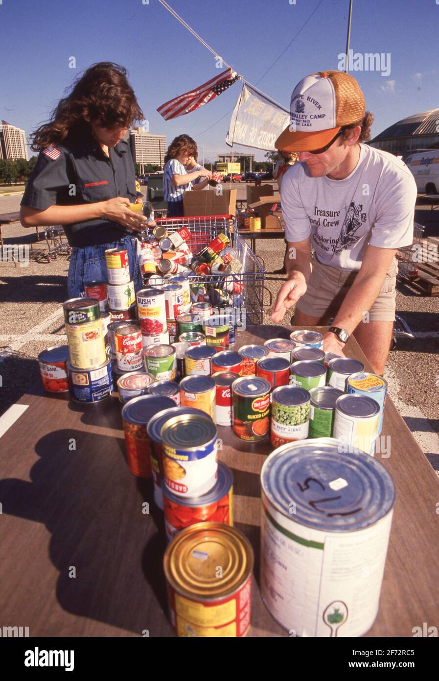 Austin, TX USA: Parent volunteers help coordinate Boy Scout food drive ...