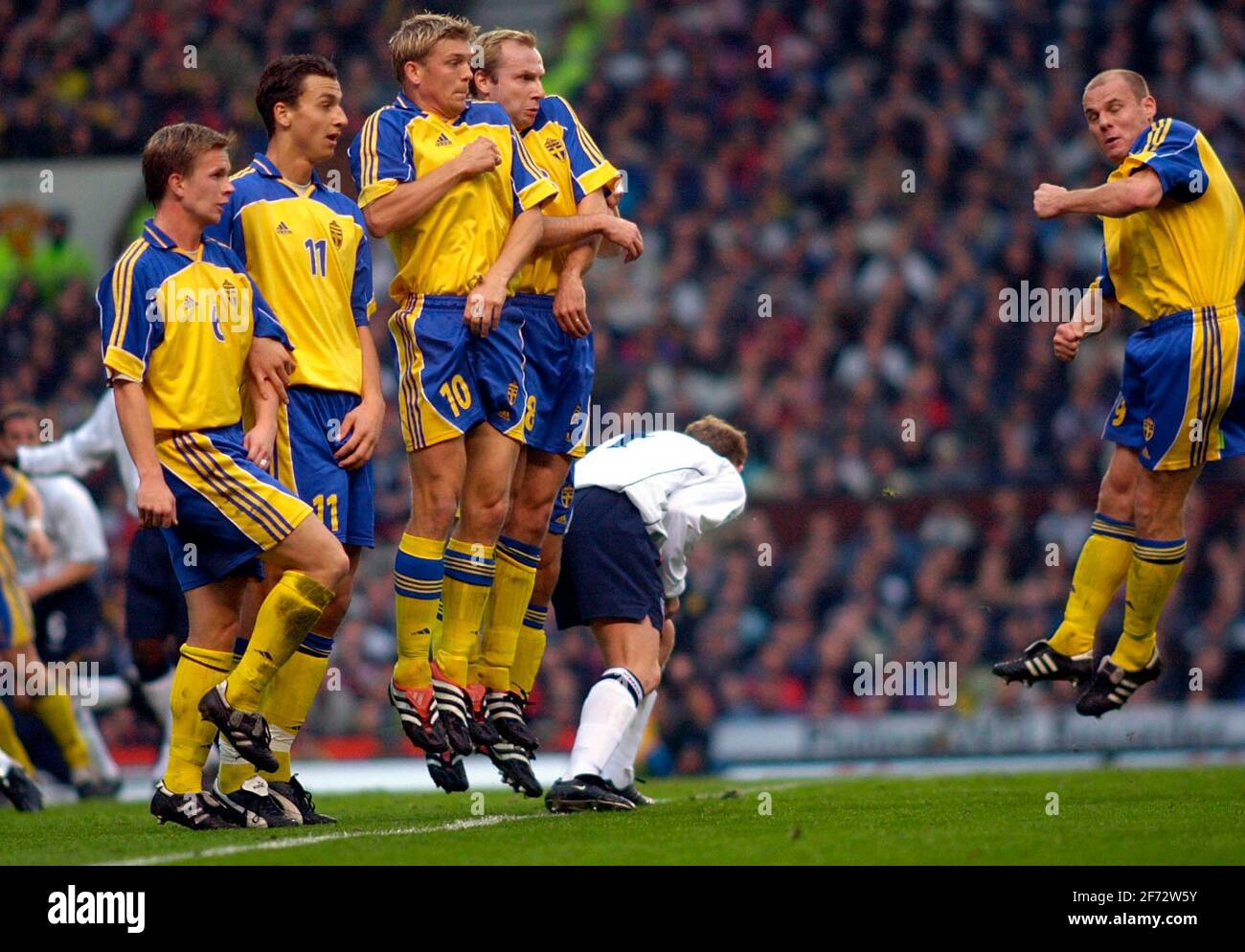 ENGLAND V SWEDEN AT OLD TRAFFORD 10/11/2001 PICTURE DAVID ...