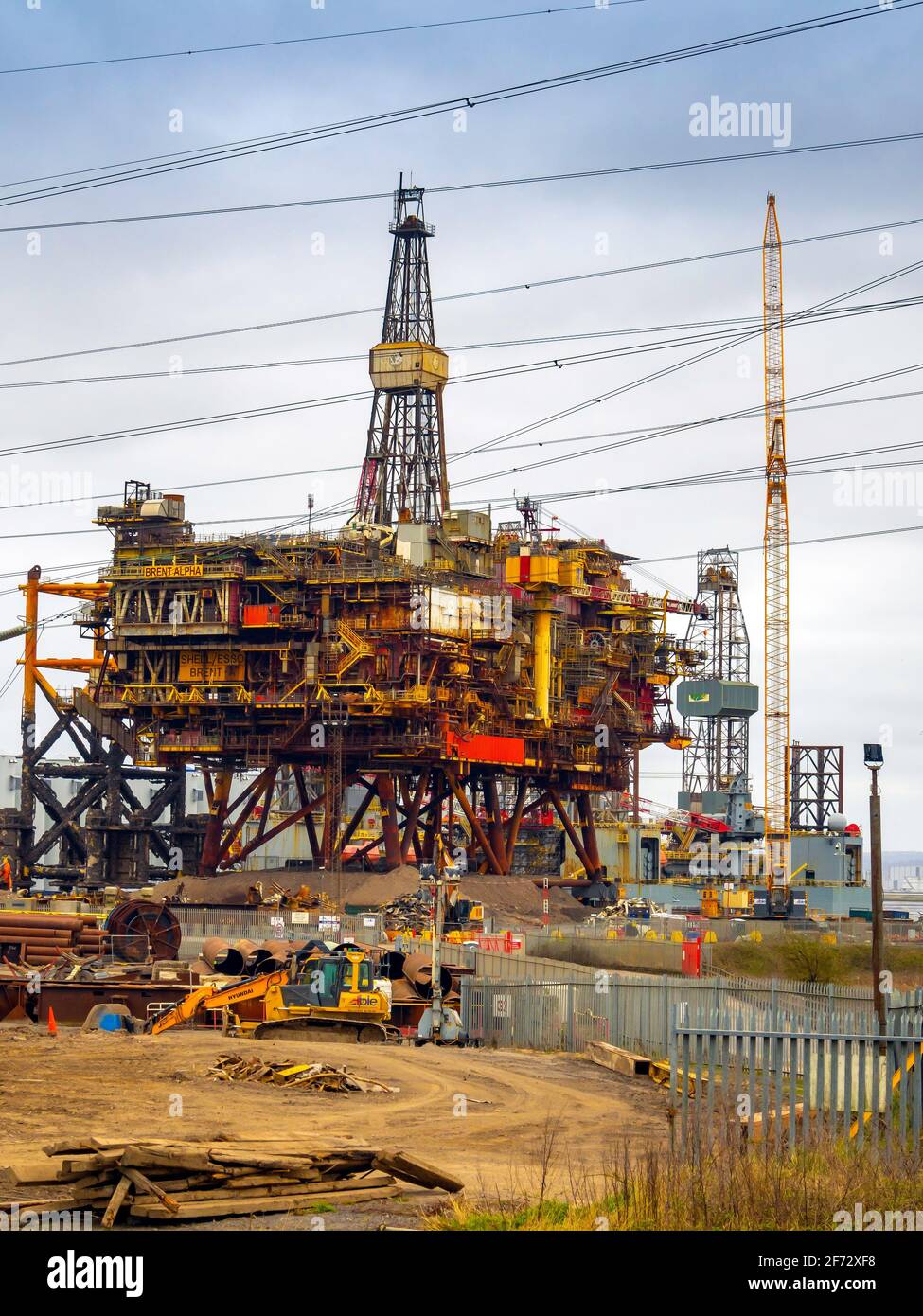 Topside deck of the Shell Brent Alpha Production platform during ...