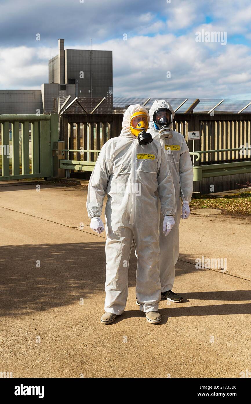 Female power suit hi-res stock photography and images - Alamy