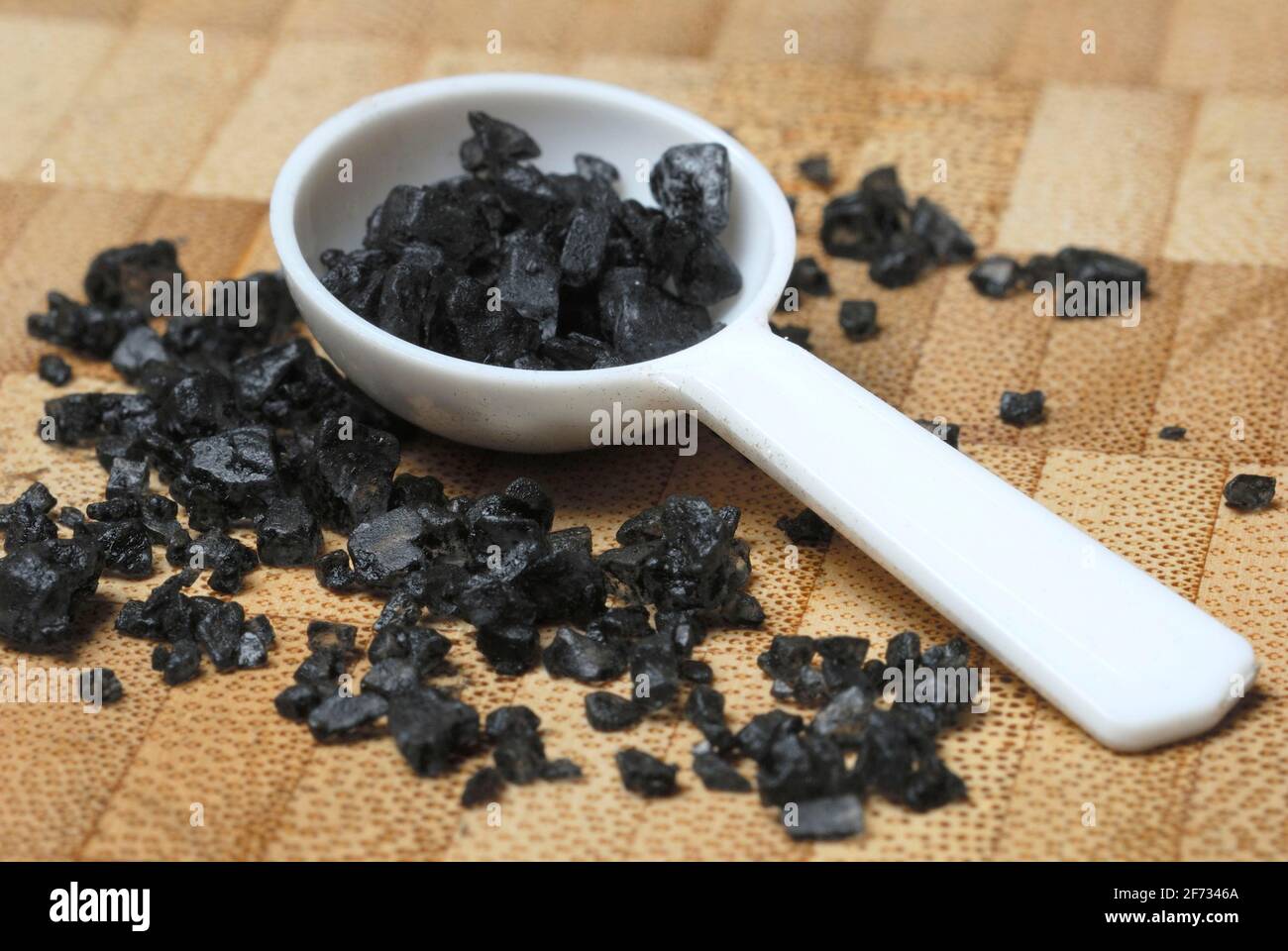 Black Hawaiian salt, lava salt, sea salt with activated carbon, salt ...