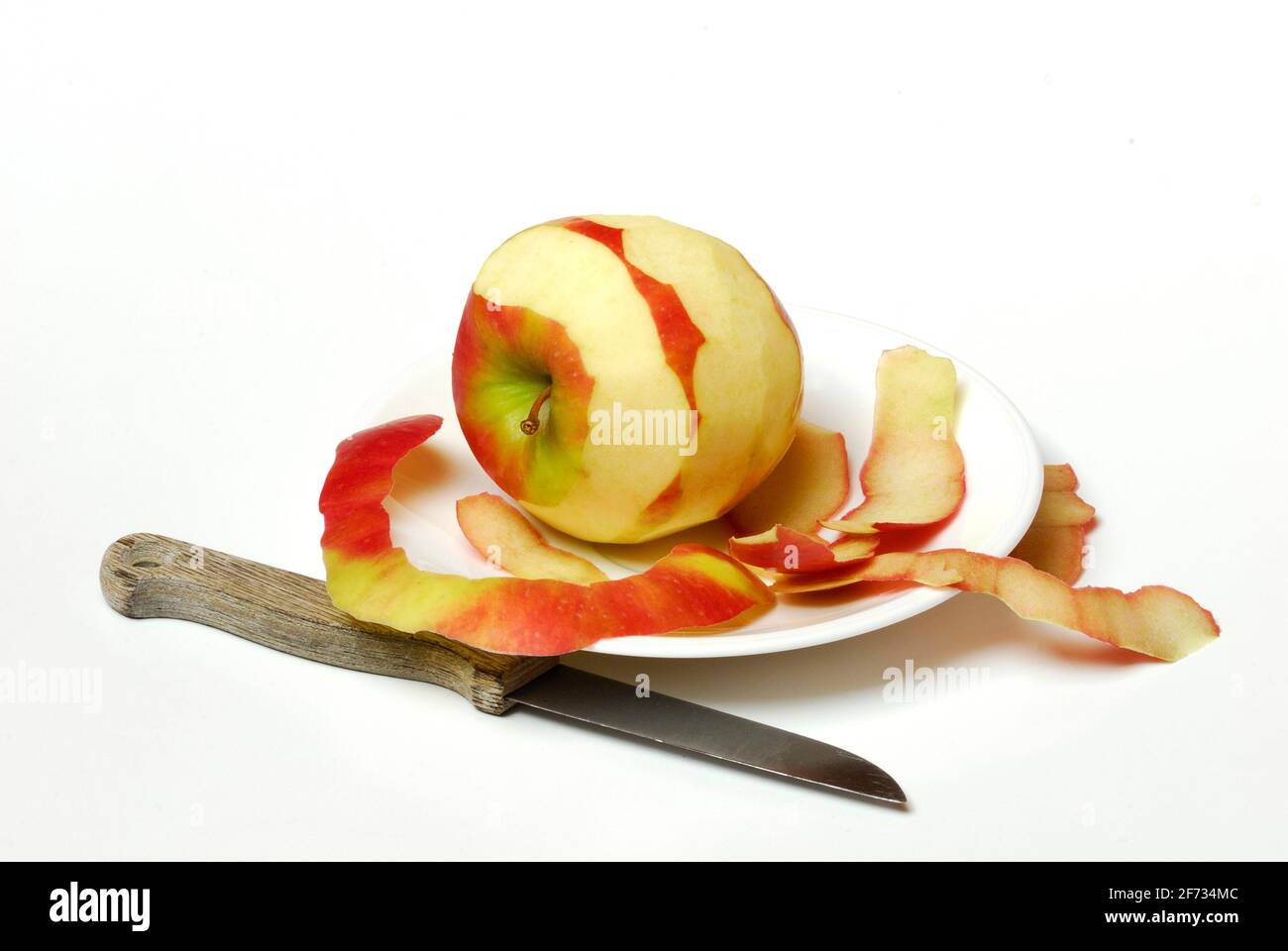 Apple, apple skin, apple peel, peeled, Pink Lady variety, knife ...