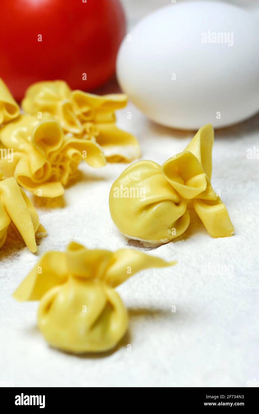 Pearl pasta hi-res stock photography and images - Alamy