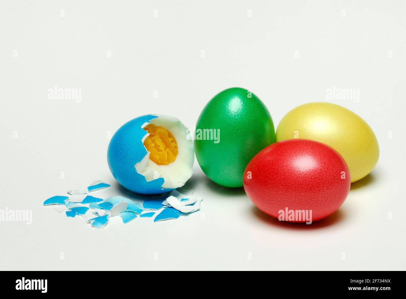 Easter eggs, Easter egg, opened, peeled, shell, egg, eggs, Easter ...