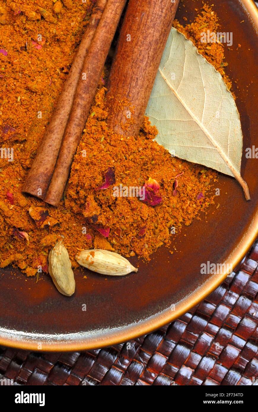 Ras el-Hanout, more than 30 ingredients, spice mixture from Morocco ...