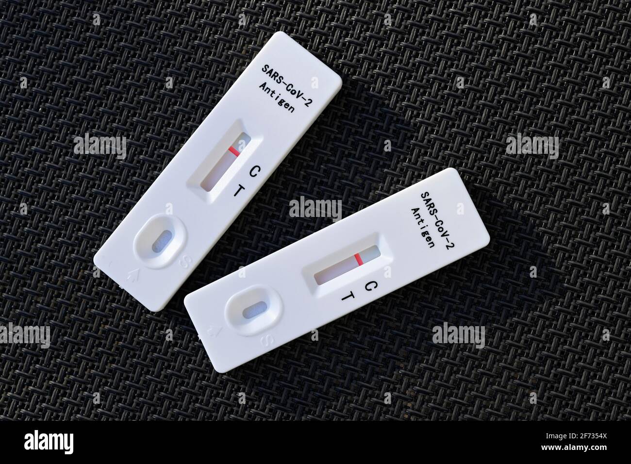 Two negative antigen rapid tests, test cassette, Corona crisis, Germany ...