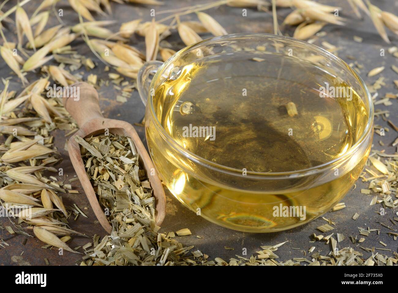 Oat straw tea hi-res stock photography and images - Alamy